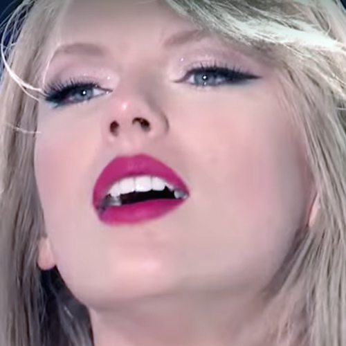 Taylor Swift Makeup: Purple Eyeshadow, Silver Eyeshadow & Bubblegum ...