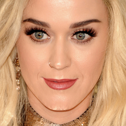 Katy Perry Makeup: Bronze Eyeshadow & Bubblegum Pink Lipstick | Steal ...