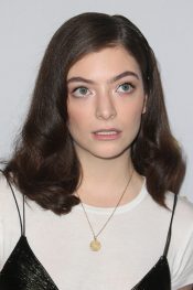 Lorde's Hairstyles & Hair Colors | Steal Her Style