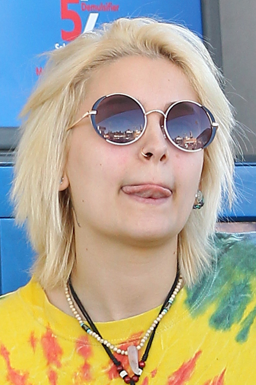 Paris Jackson Straight Platinum Blonde Bob, Shaggy Bob Hairstyle ...