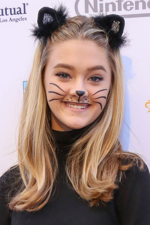 Lizzy Greene Straight Light Brown All-Over Highlights, Two-Tone ...
