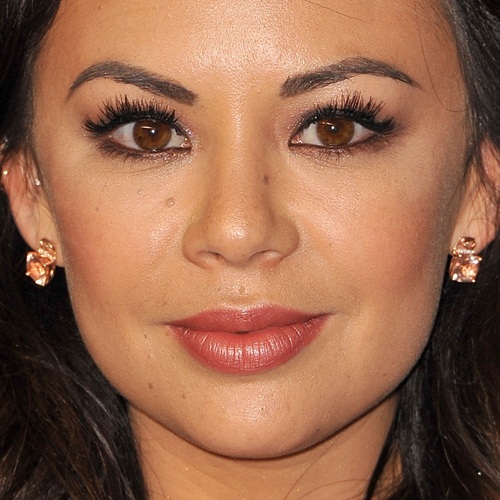 Janel Parrish Makeup: Black Eyeshadow, Gray Eyeshadow, Silver Eyeshadow ...