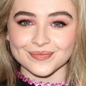 Sabrina Carpenter's Makeup Photos & Products | Steal Her Style