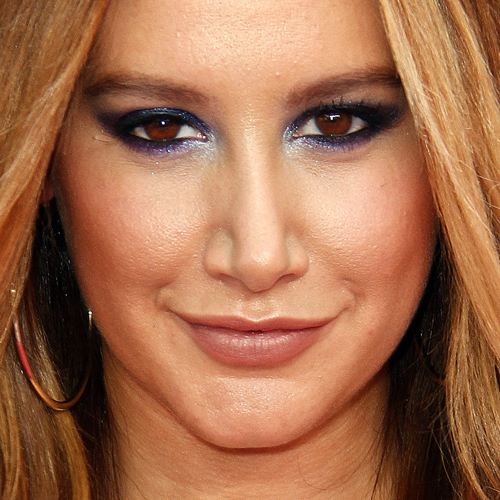 Dianna Agron Makeup: Peach Eyeshadow, Purple Eyeshadow & Coral Lipstick ...