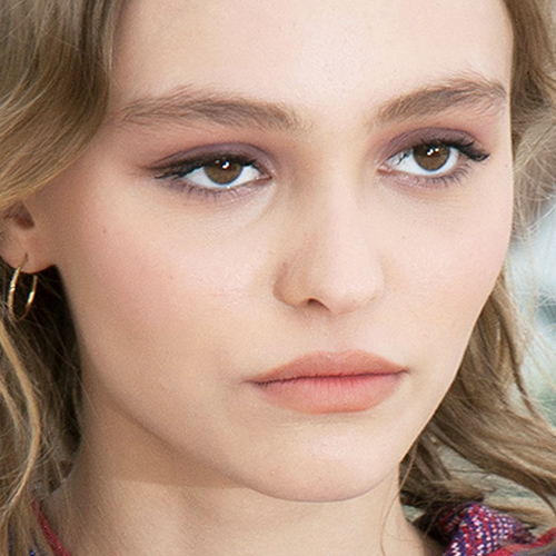 Lily Rose Depp's Makeup Photos & Products | Steal Her Style