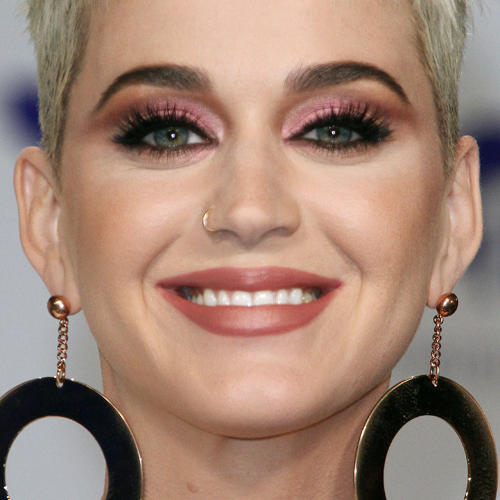 Katy Perry's Makeup Photos & Products | Steal Her Style