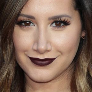 Ashley Tisdale Makeup: Bronze Eyeshadow, Brown Eyeshadow & Nude ...