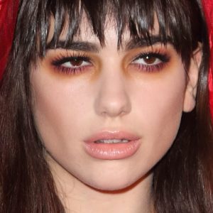 Dua Lipa's Makeup Photos & Products | Steal Her Style