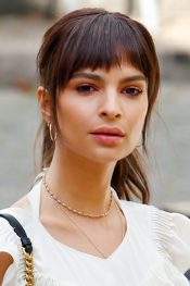 Emily Ratajkowski's Hairstyles & Hair Colors | Steal Her Style