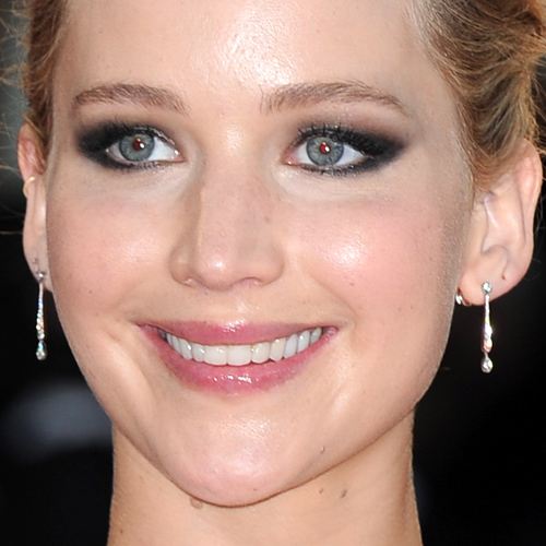 Jennifer Lawrence Makeup: Brown Eyeshadow, Gold Eyeshadow & Pink ...