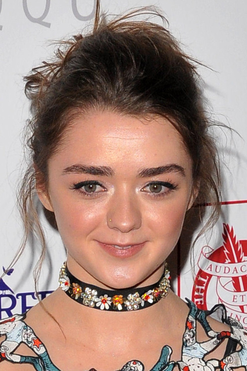 Maisie Williams Wavy Dark Brown Updo Hairstyle | Steal Her Style