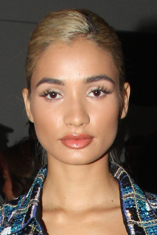 Pia Mia Perez's Hairstyles & Hair Colors | Steal Her Style