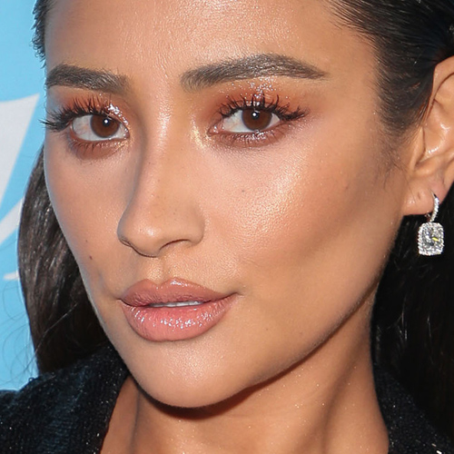 Shay Mitchell's Makeup Photos & Products | Steal Her Style
