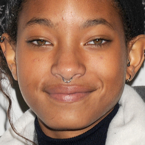 Willow Smith's Makeup Photos & Products | Steal Her Style