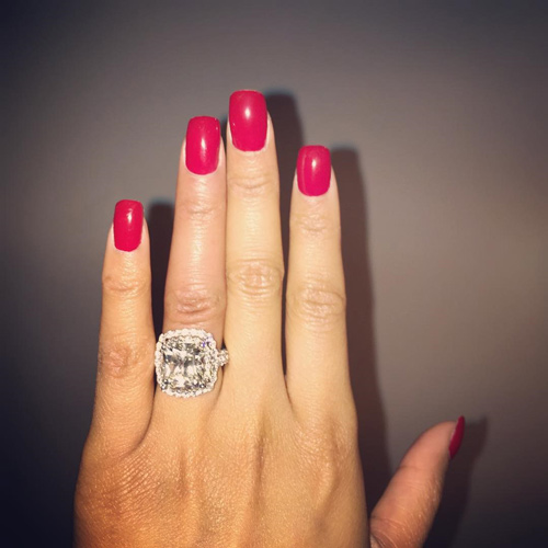 Nicki Minaj's Nail Polish & Nail Art | Steal Her Style