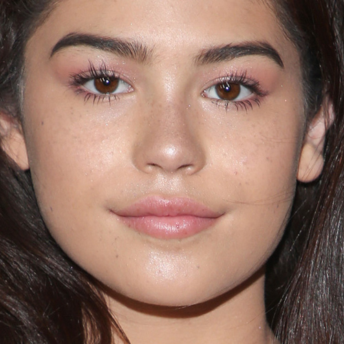 Dylan Conrique Makeup: Black Eyeshadow, Pink Eyeshadow & Clear Lip ...