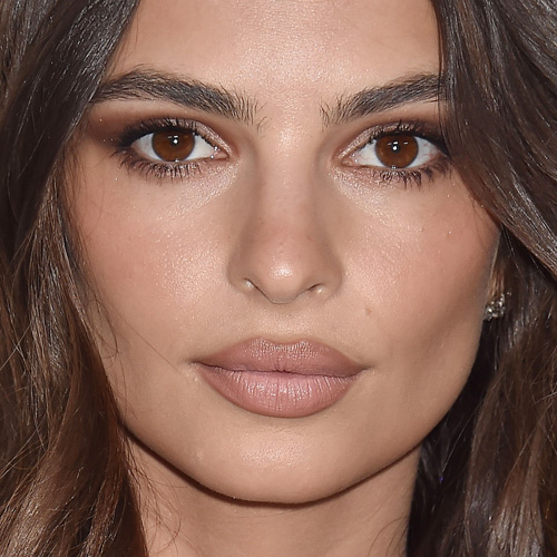Emily Ratajkowski's Makeup Photos & Products | Steal Her Style