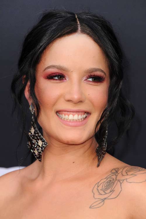 Halsey's Hairstyles & Hair Colors | Steal Her Style