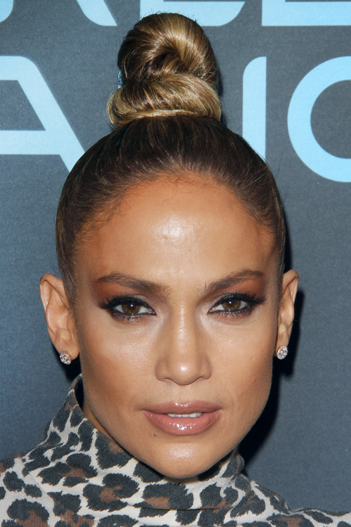 Jennifer Lopez's Hairstyles & Hair Colors | Steal Her Style