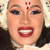 Cardi B Makeup: Black Eyeliner, Purple Eyeshadow & Nude Lipstick ...