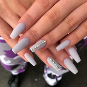 Loren Gray Beech Gray Studs Nails | Steal Her Style