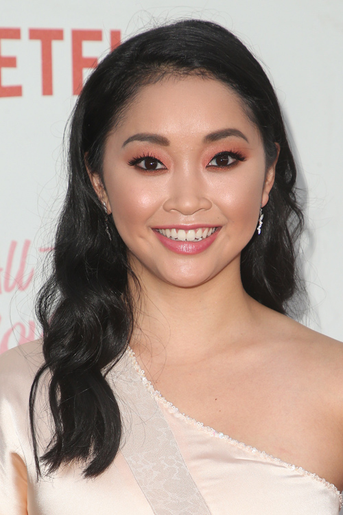 Lana Condor Wavy Dark Brown Side Part Hairstyle | Steal Her Style