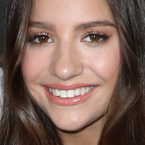 Mackenzie Ziegler Makeup: Bronze Eyeshadow & Clear Lip Gloss | Steal ...