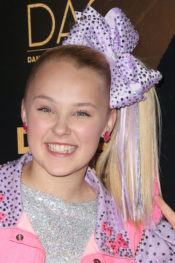 JoJo Siwa's Hairstyles & Hair Colors | Steal Her Style