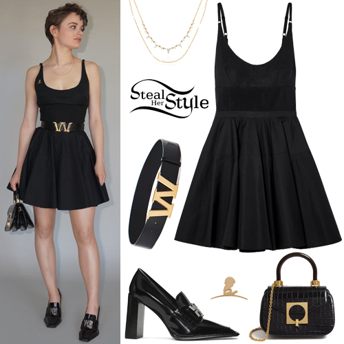 » Joey King: Black Mini Dress and Heels