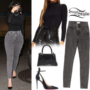 » Kylie Jenner: Black Top, Grey Skinny Jeans