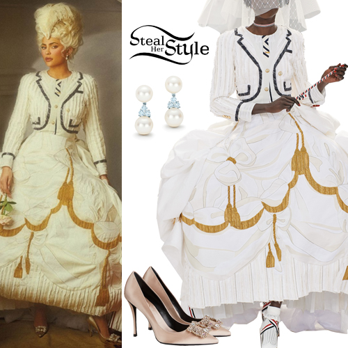 » Kylie Jenner: BAZAAR Magazine Outfits