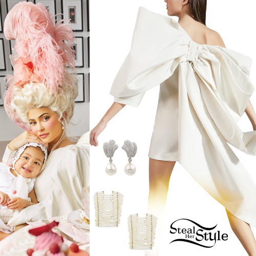 » Kylie Jenner: BAZAAR Magazine Outfits