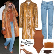 » Kylie Jenner: Python Coat, Straight Jeans