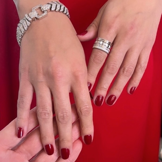 Selena Gomez Nails | Steal Her Style