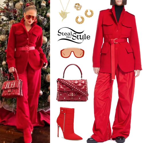 » Jennifer Lopez: Red Jacket and Pants