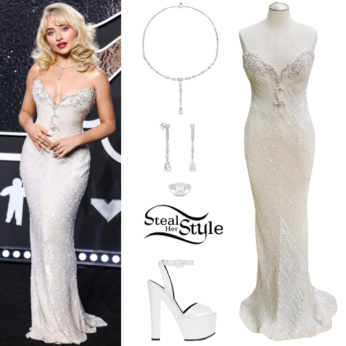 » Sabrina Carpenter: Ivory Maxi Dress